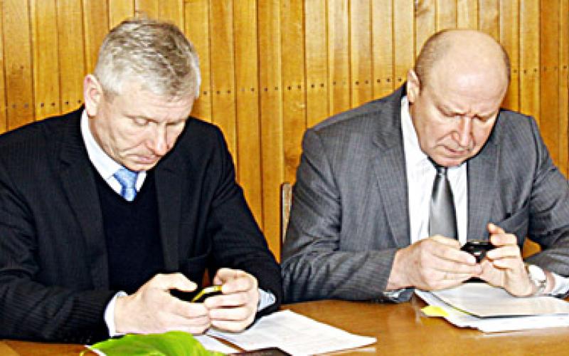 Vadovų algų priemokoms taupyti nebereikia | Šiaulių kraštas