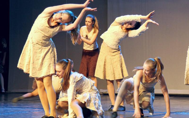 Festivalyje „Aušrinė žvaigždė“ sukosi 700 šokėjų | Šiaulių kraštas