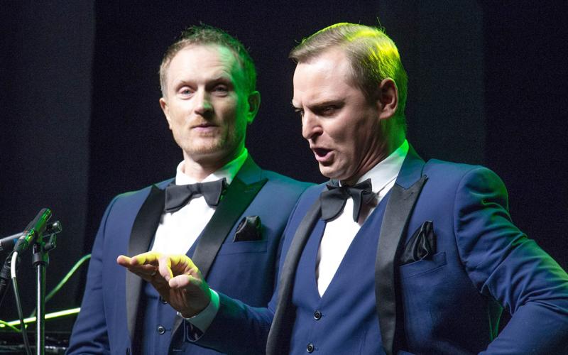 Šiauliečiams koncertavo Liudas Mikalauskas ir Egidijus Bavikinas | Šiaulių kraštas